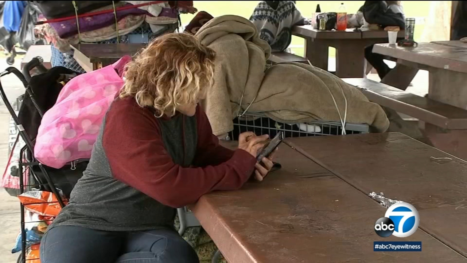 Advocates help distribute free cellphones to homeless in Inland Empire ...