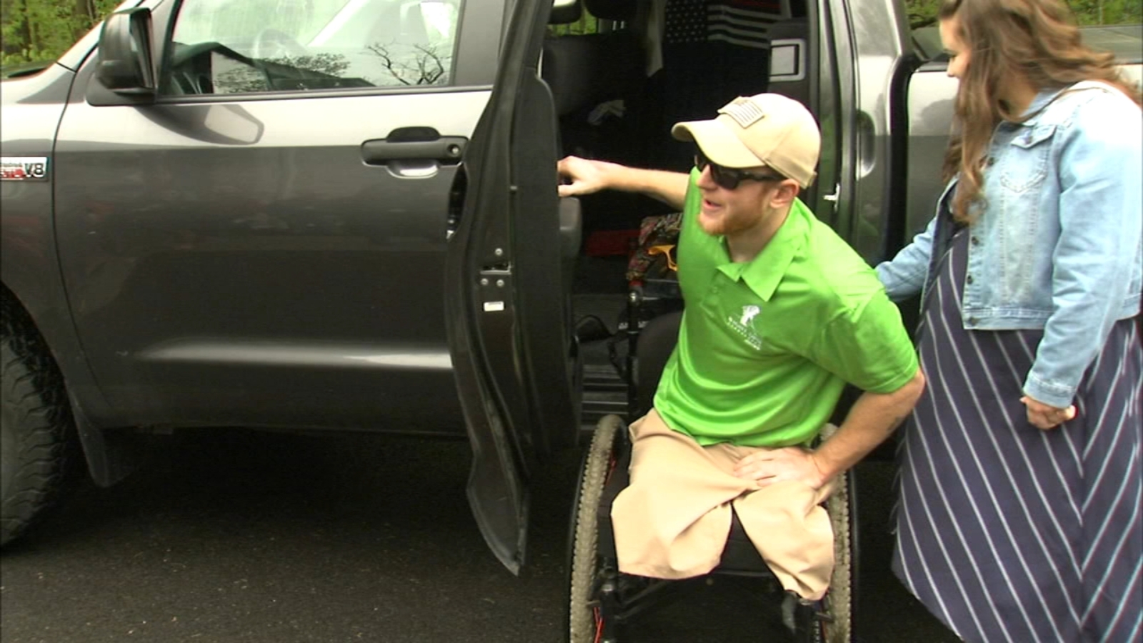 Wounded warrior Kyle Moser gets wheelchair-fitted home in Illinois ...