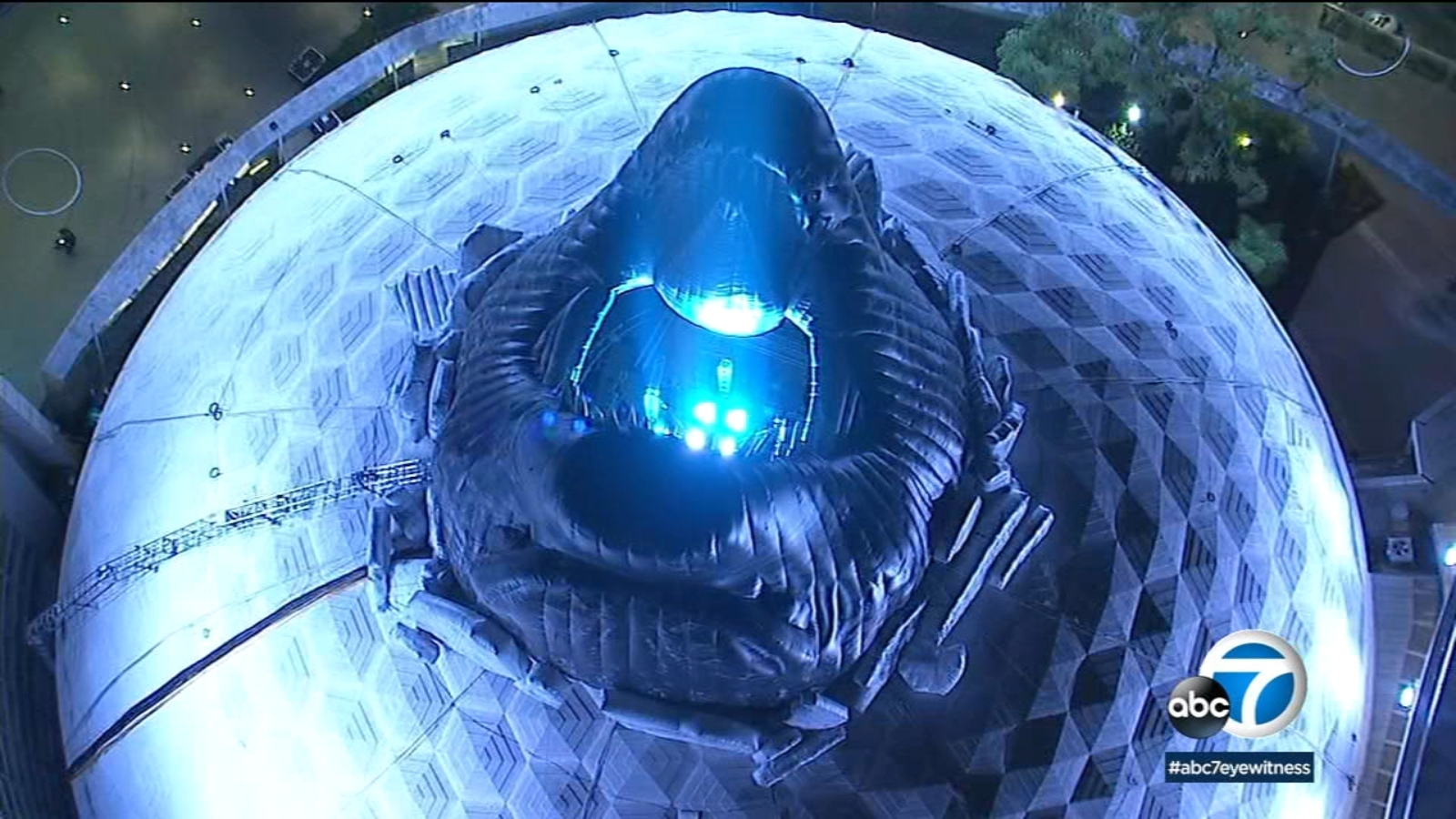 'Godzilla' attacks famed Cinerama Dome in Hollywood ahead of movie ...