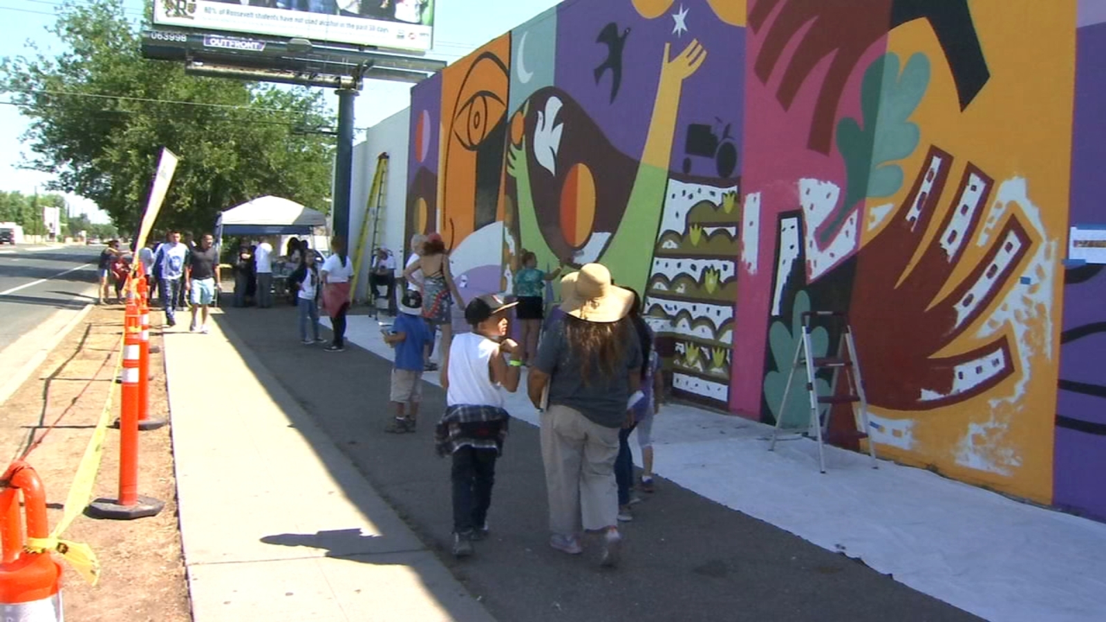 Volunteer artists complete new city mural in southeast Fresno - ABC30 ...