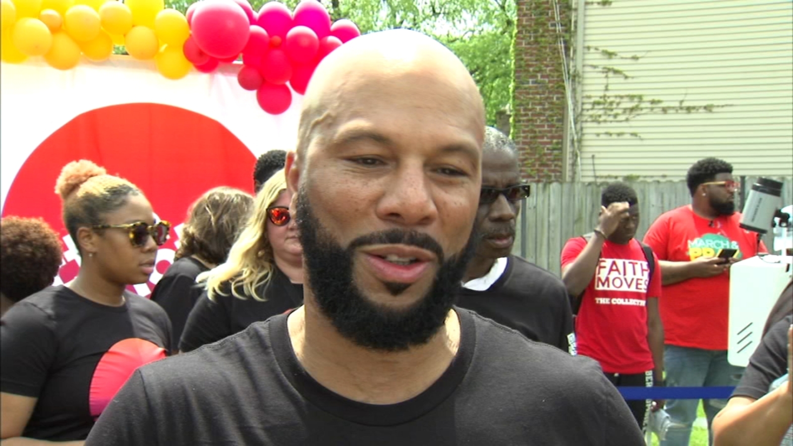 Rapper Common joins Chicago families for Prayer on the Nine event ...