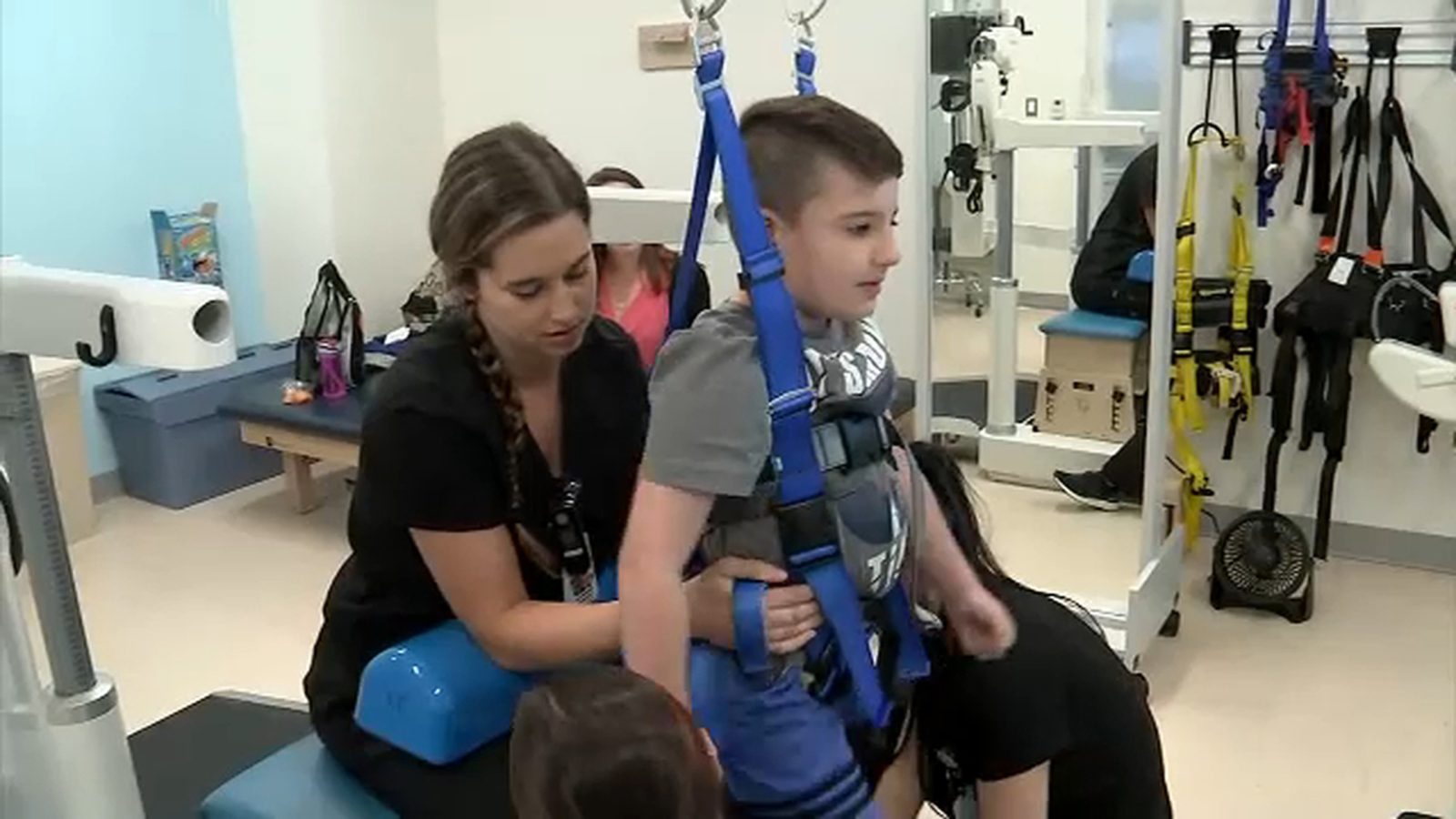 Children afflicted with polio-like disease learn to walk again through ...