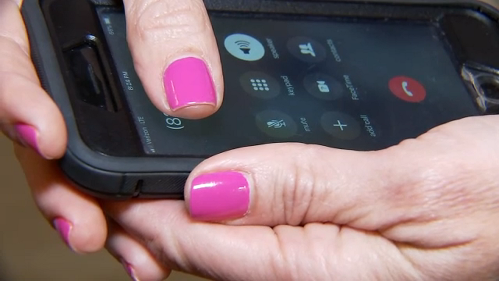 Woman gets 917 calls after hackers spoof her Houston phone number ...