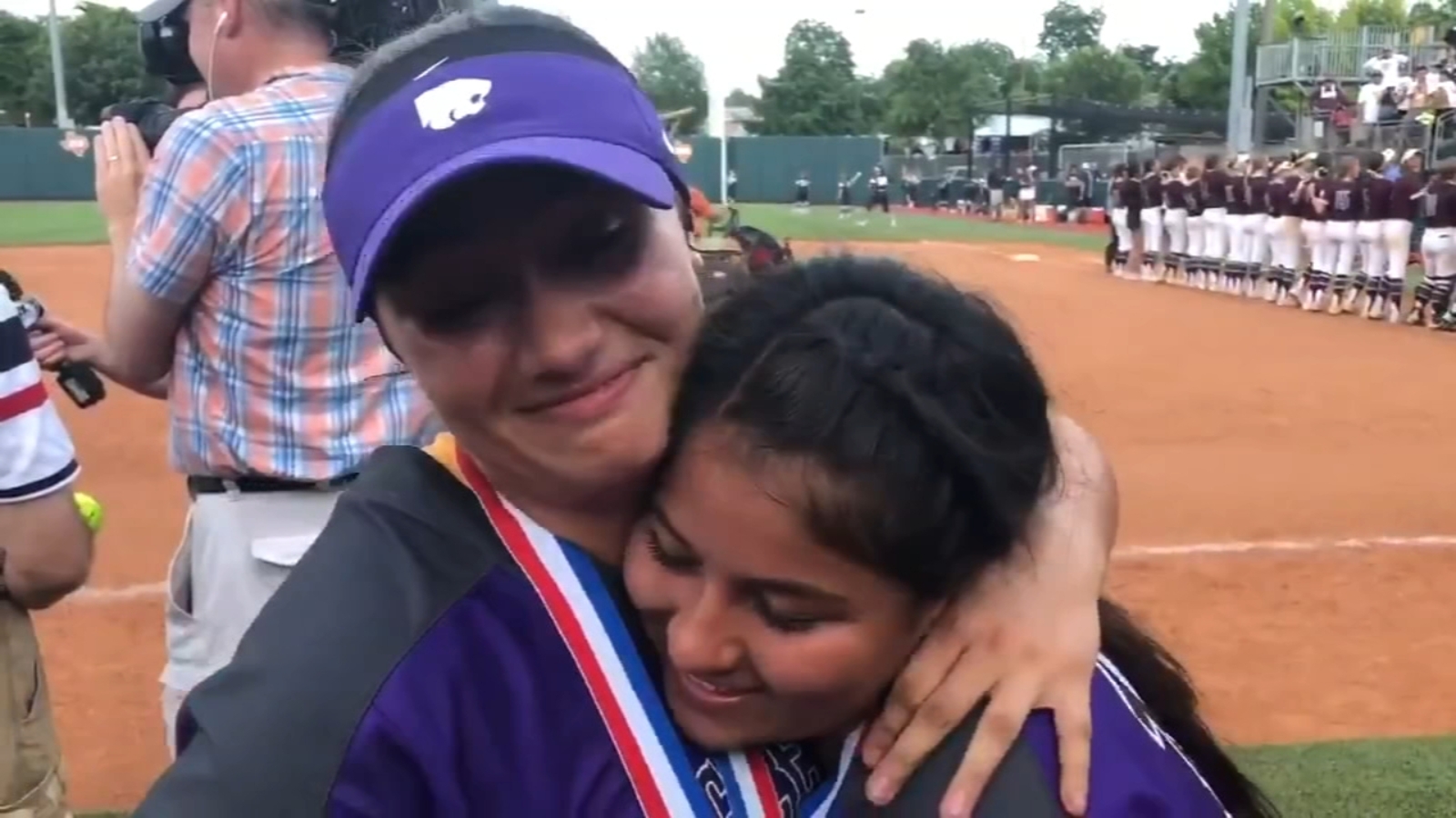 Angleton High School Ladycats win UIL Class 5A state softball ...