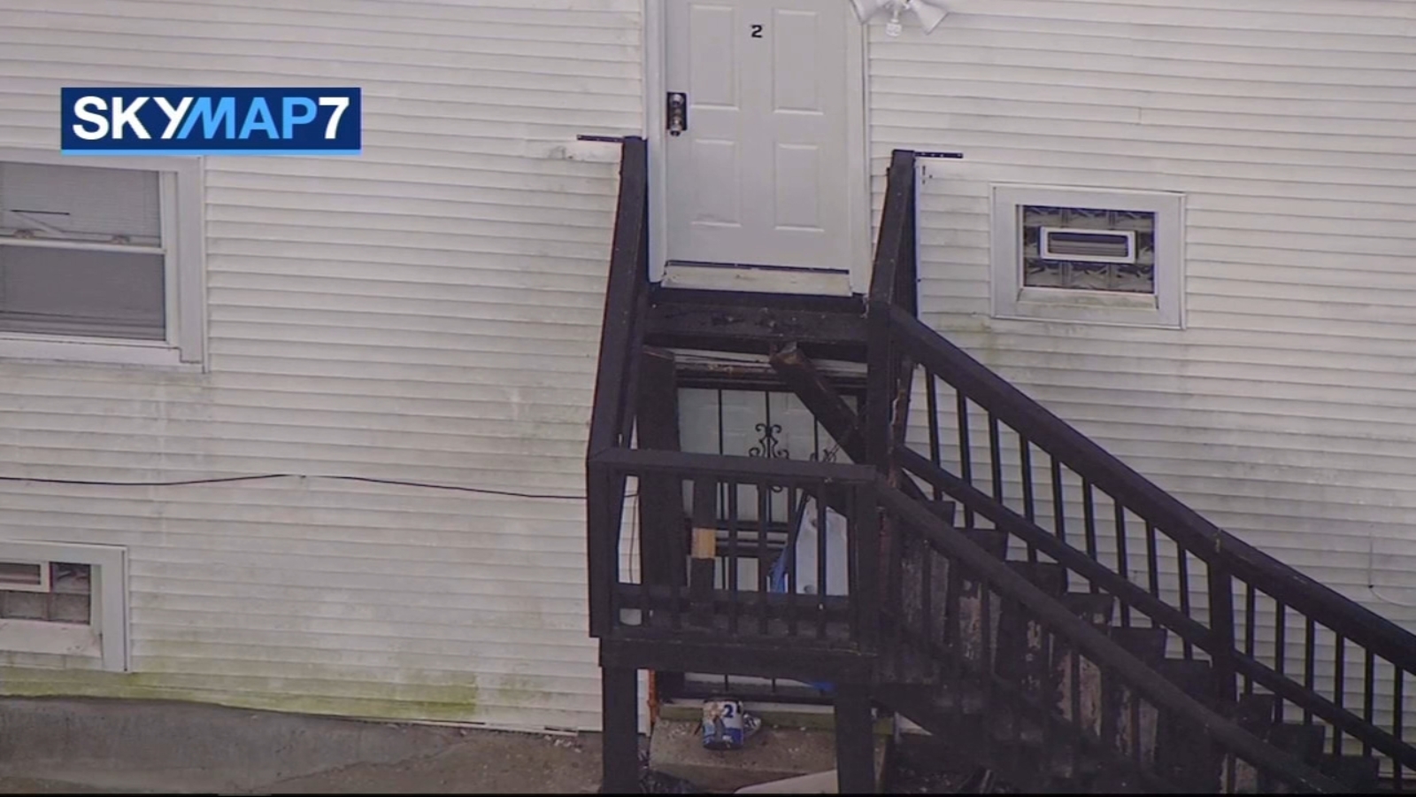 2 children among 4 hospitalized after Morgan park porch collapse - ABC7 ...