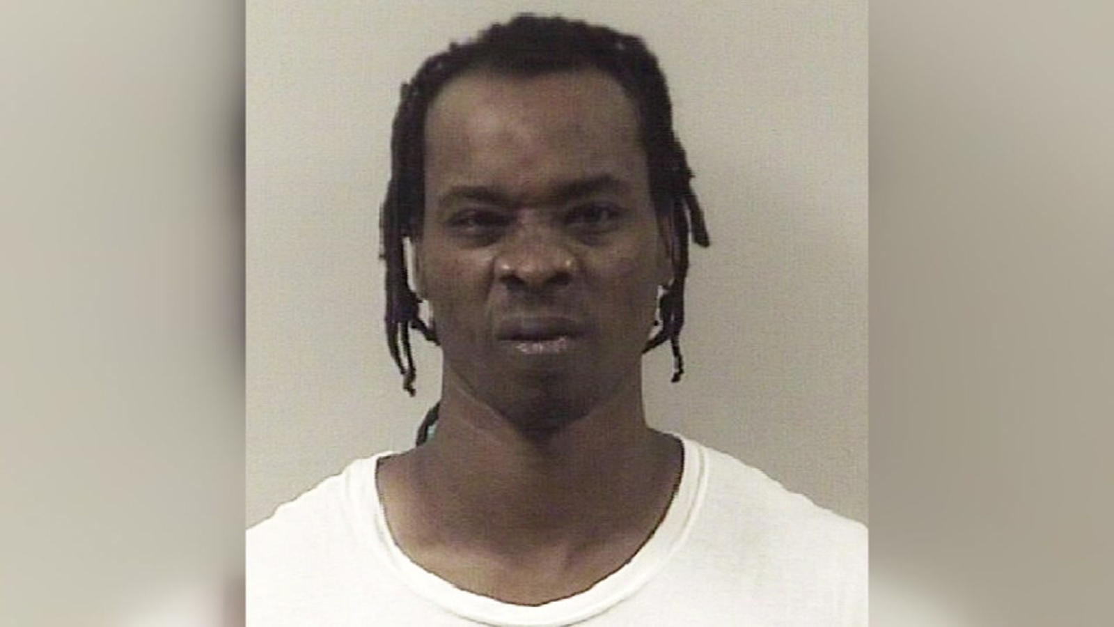 Taco Bell worker accused of selling drugs at restaurant - ABC11 Raleigh ...