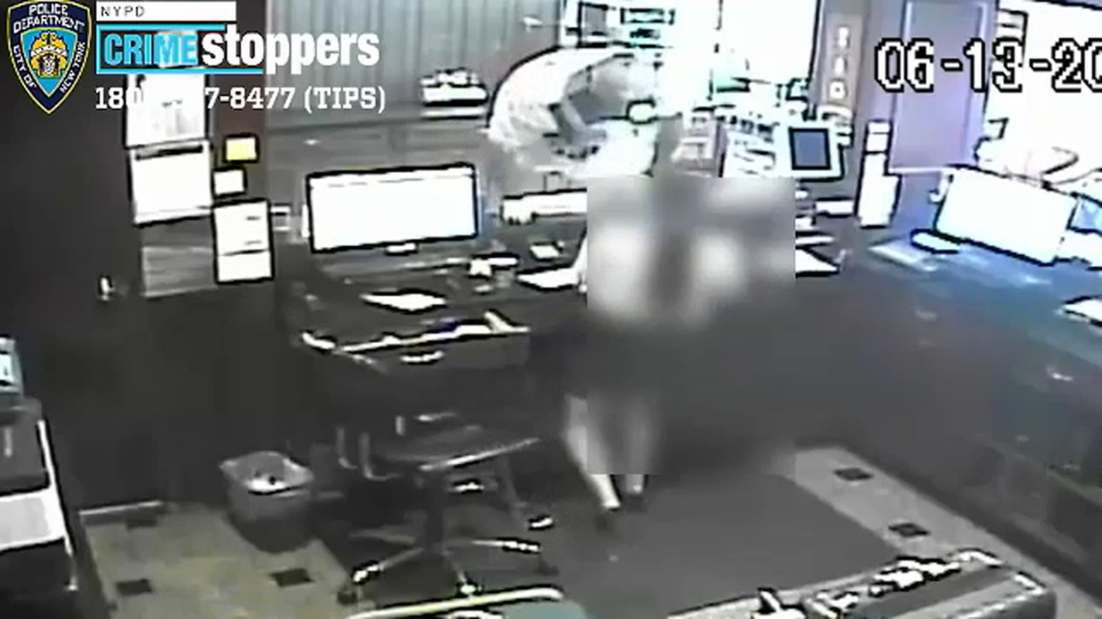 Police search for thief who tried to rob hotels in Midtown Manhattan ...