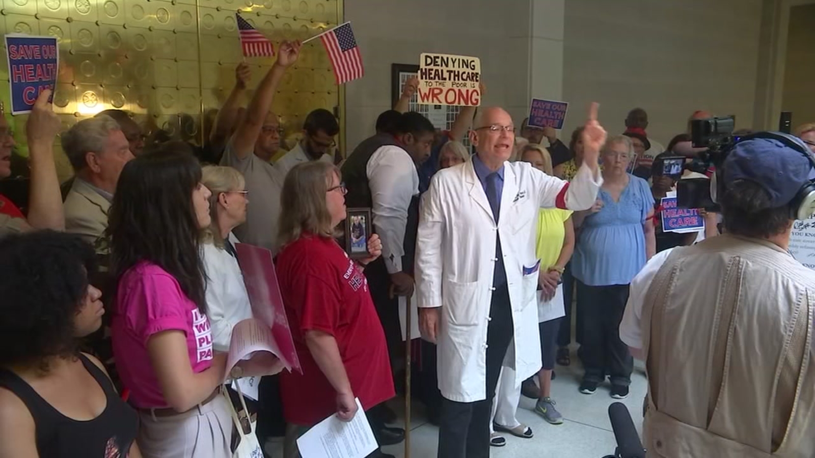 Retired UNC professor presumed dead after going missing during swimming ...