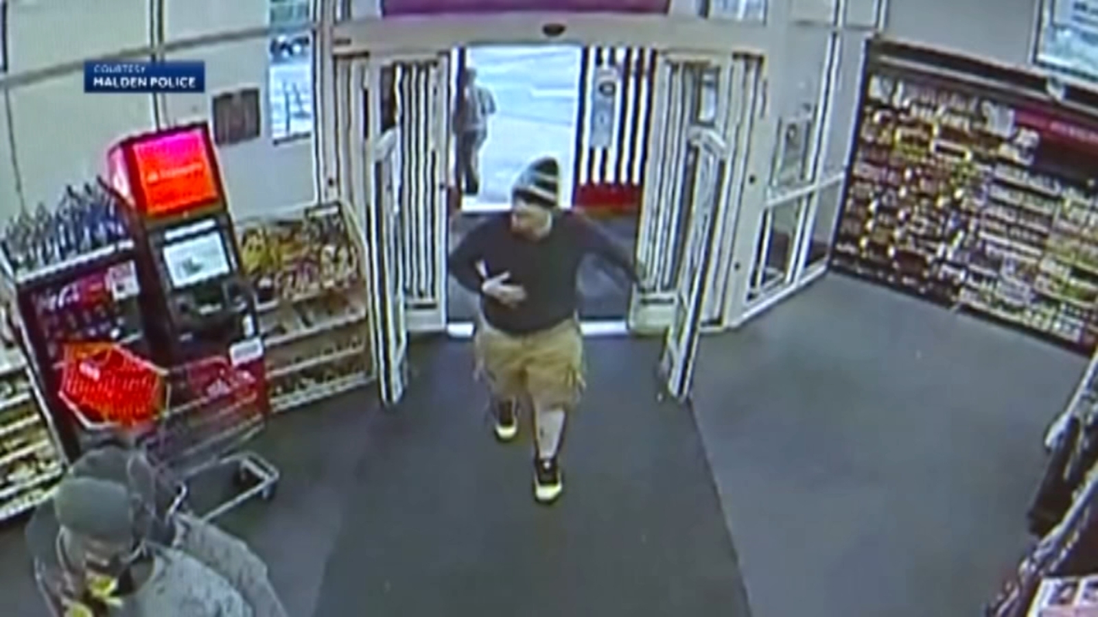 Man 'faked a heart attack' during CVS robbery: Police - 6abc Philadelphia