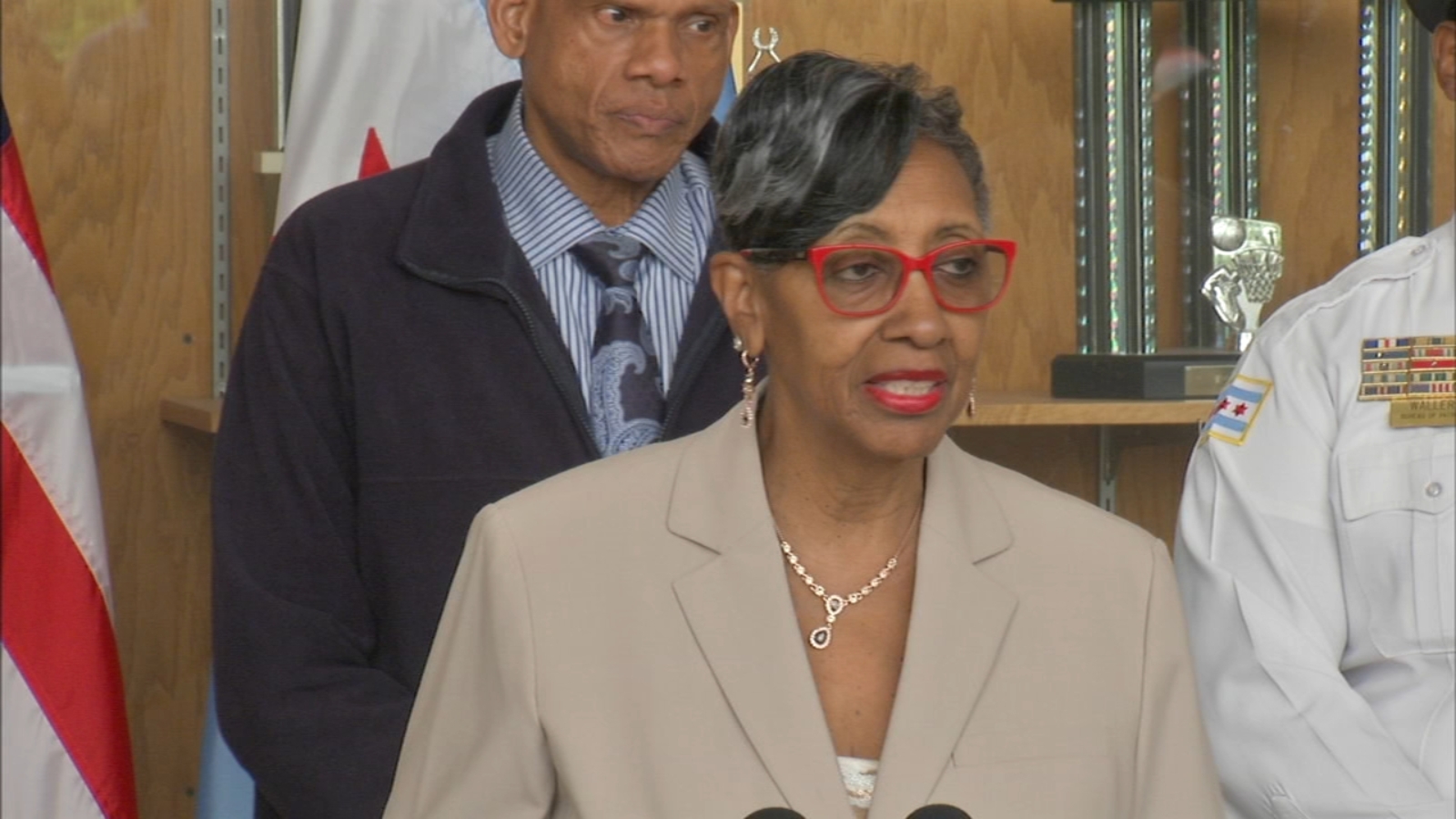 Alderman Carrie Austin's Chicago office raided by FBI; Questions remain ...