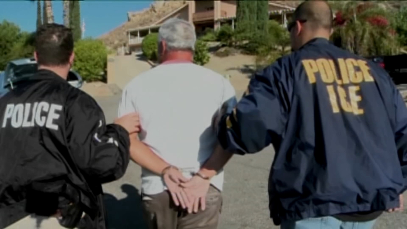 Chicago police will not cooperate with planned ICE raids, Lightfoot ...