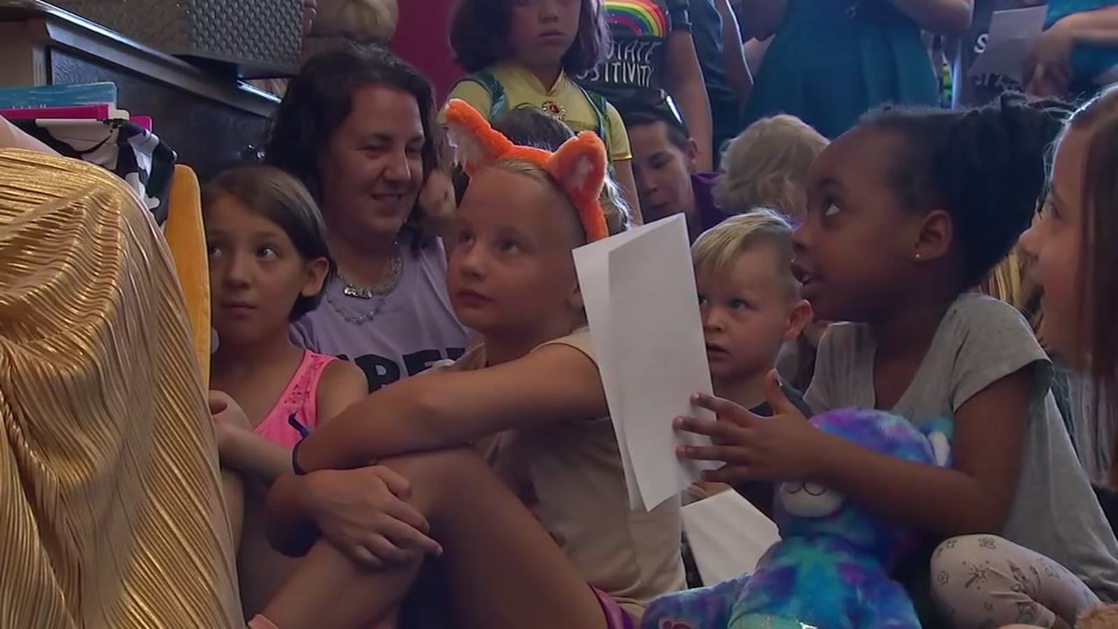 Drag Queen Story Hour goes smoothly, despite threat of protests - ABC11 ...