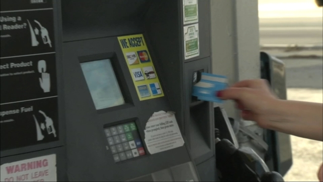 How to outsmart credit card skimmers at gas stations - ABC7 Chicago