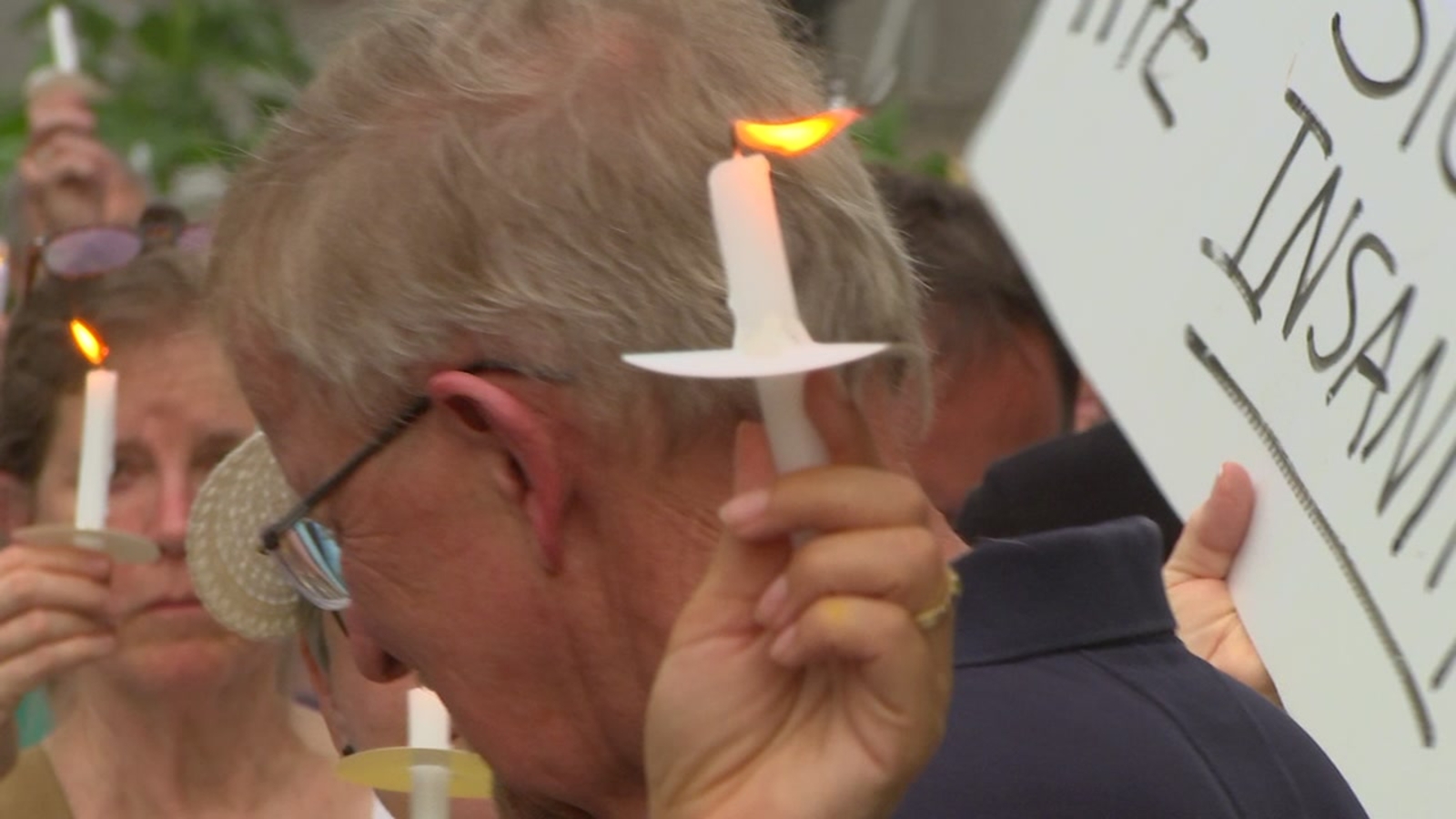 Hundreds in downtown Raleigh protest conditions at border - ABC11 ...