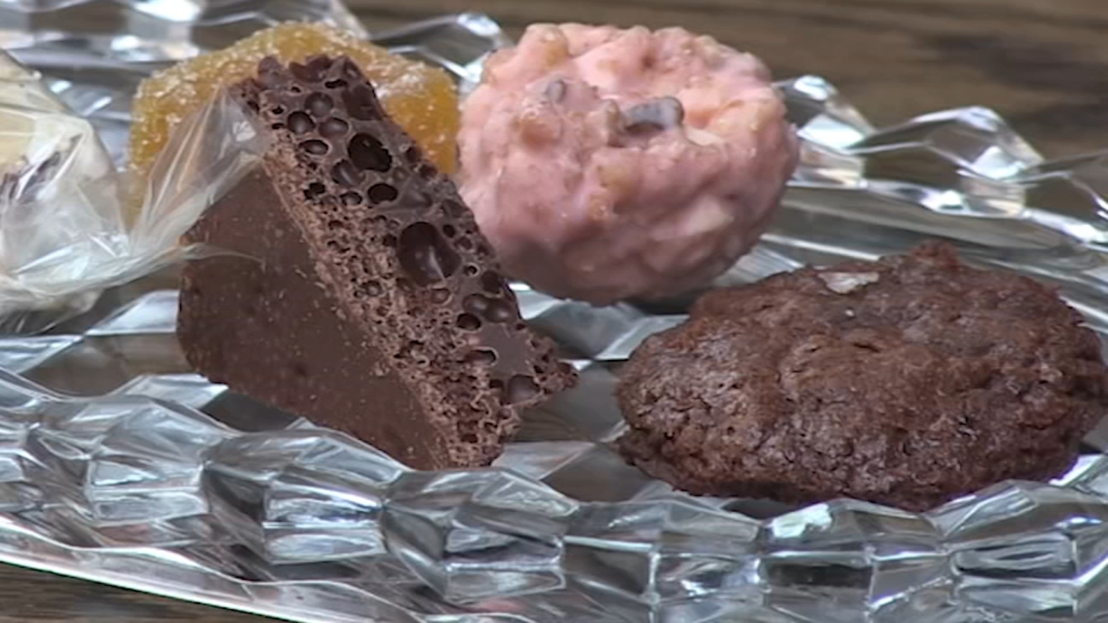 Extra Course: BOKA classy desserts - ABC7 Chicago