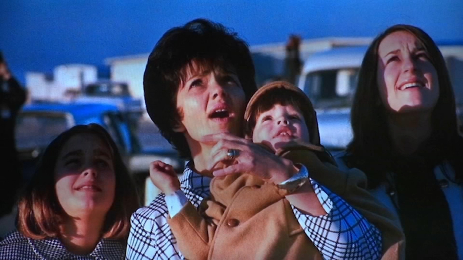 Children of Apollo astronauts hope for return to the Moon - ABC7 Los ...