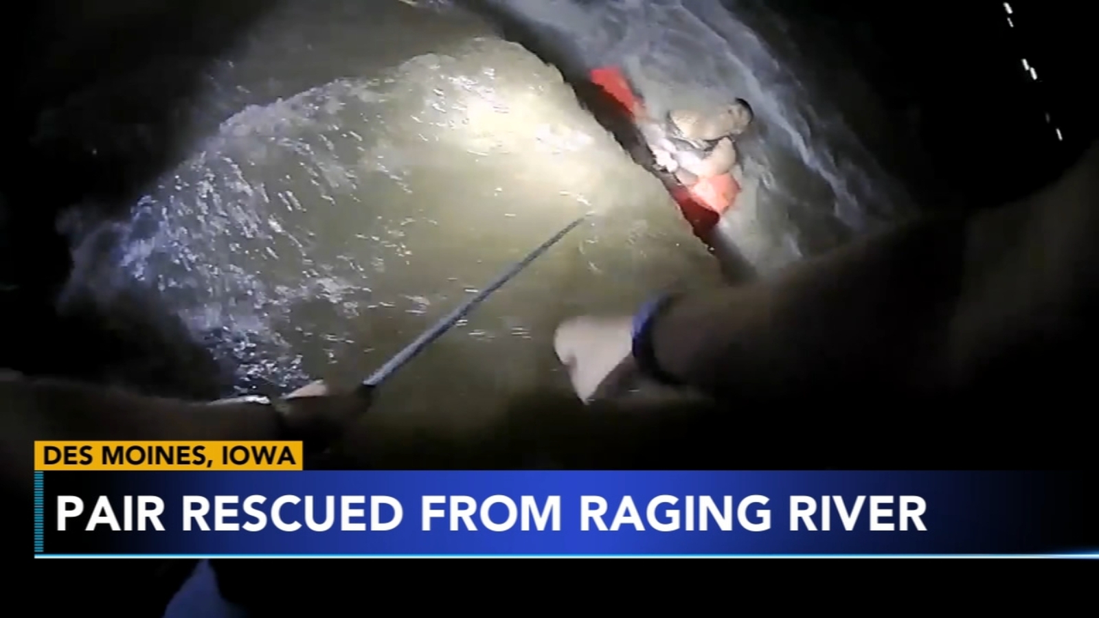 2 rescued from overturned raft in turbulent river in Iowa - 6abc ...
