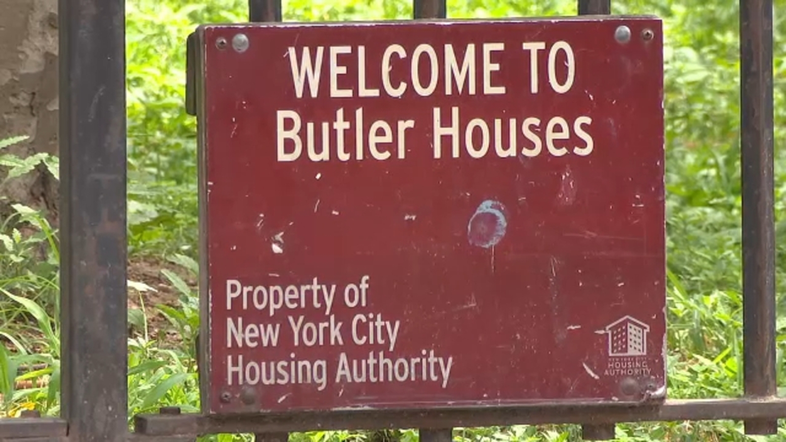 NYCHA fails to find long-term fix for malfunctioning elevators ...