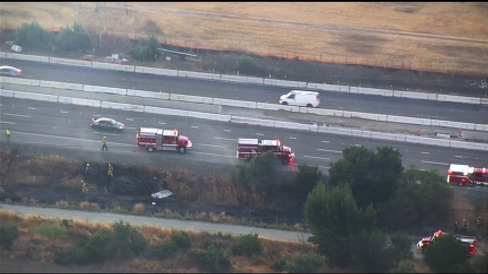 Firefighters battle brush fire near SB I-680, Hwy 84 junction in Sunol ...