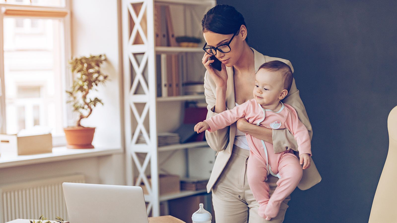 Expert answers questions about challenges for working moms when it ...