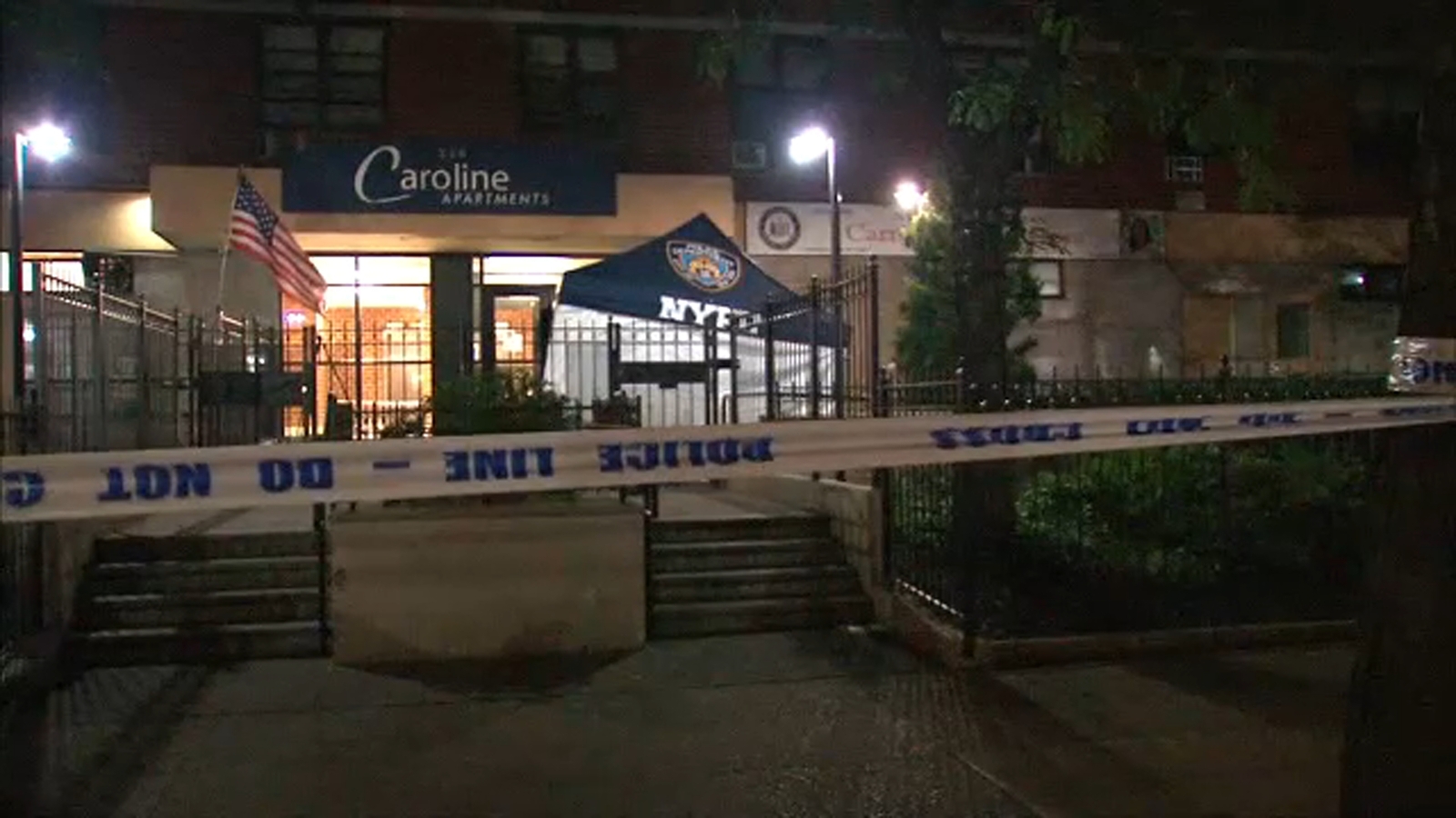 Elderly woman fatally stabbed, husband jumped out window in apparent ...