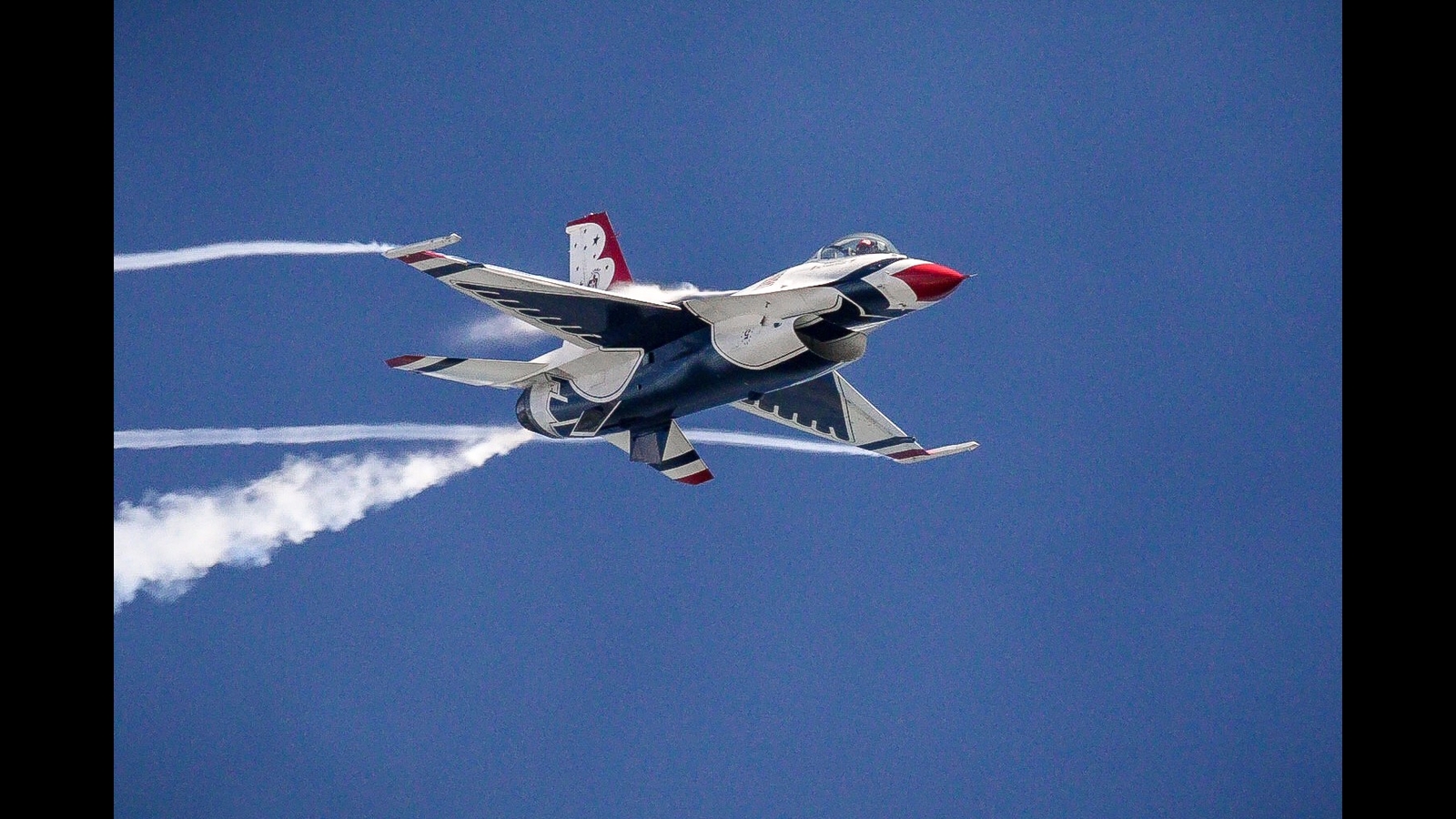 PHOTOS: USAF Thunderbirds Headline 2019 Atlantic City Airshow - 6abc ... PHOTOS: USAF Thunderbirds Headline 2019 Atlantic City Airshow - 6abc ...