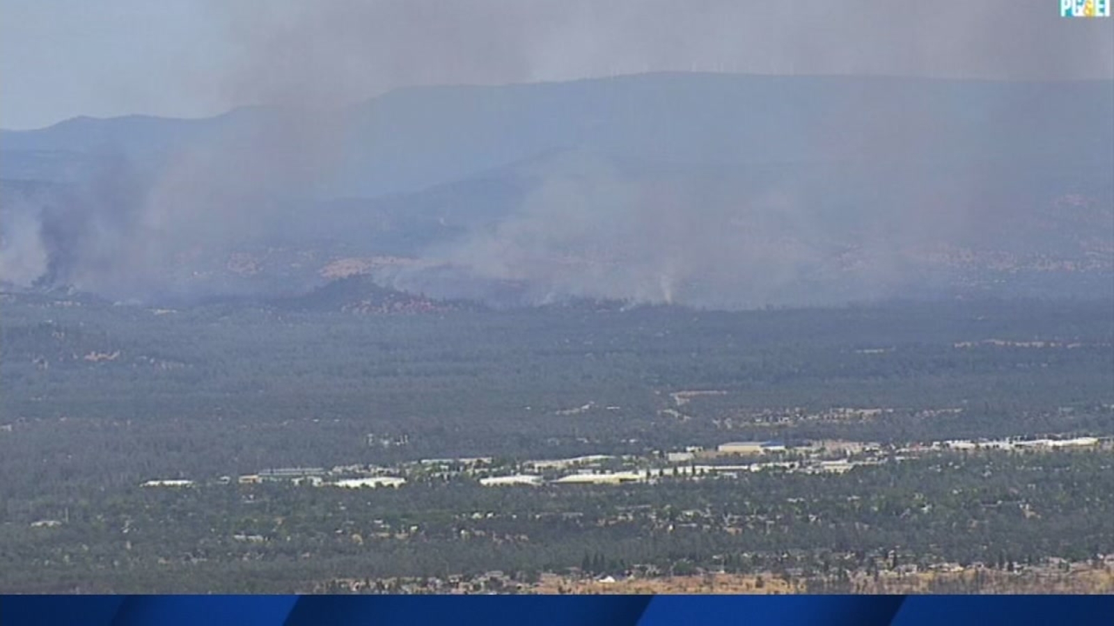 Crews battle wildfire, 600 acres burned in Redding - ABC30 Fresno