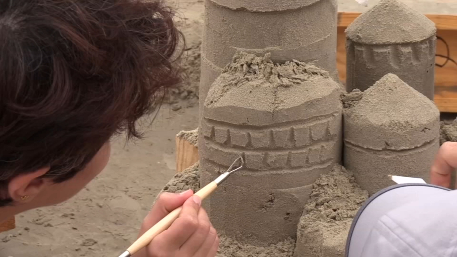 Teams compete at AIA-Houston Sandcastle competition in Galveston ...