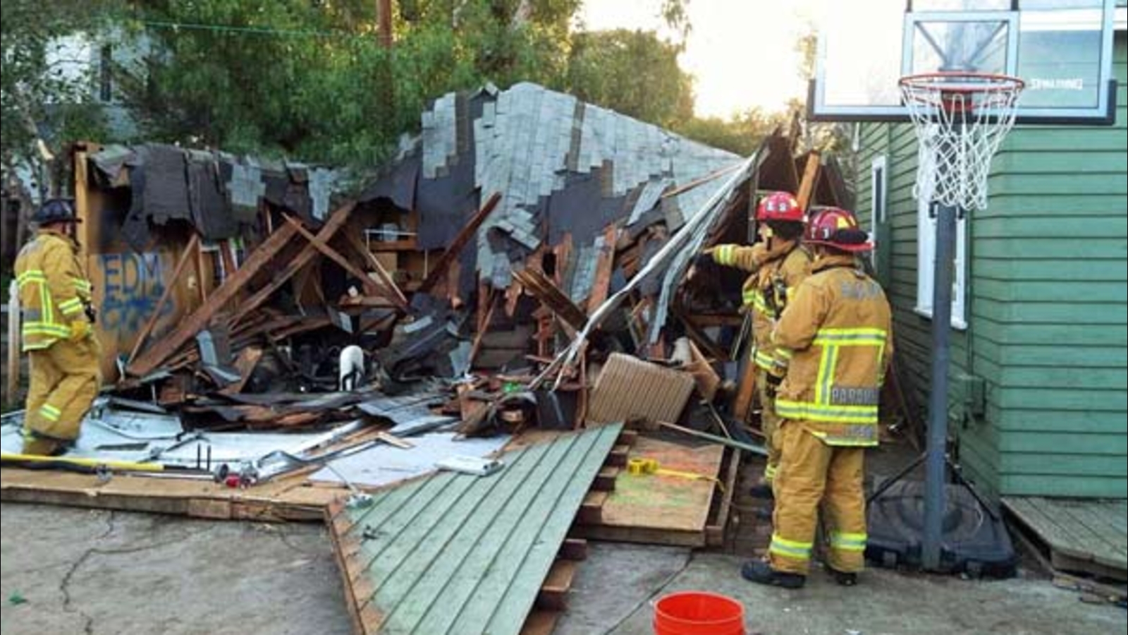 9 hurt in garage roof collapse at California college party - 6abc ...