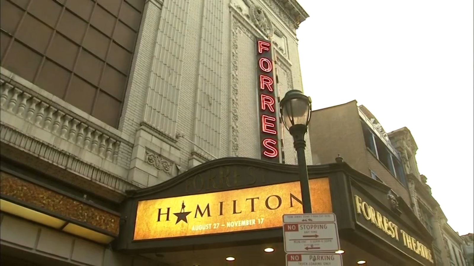 'Hamilton' hits the stage, begins 12-week Philadelphia run - 6abc ...