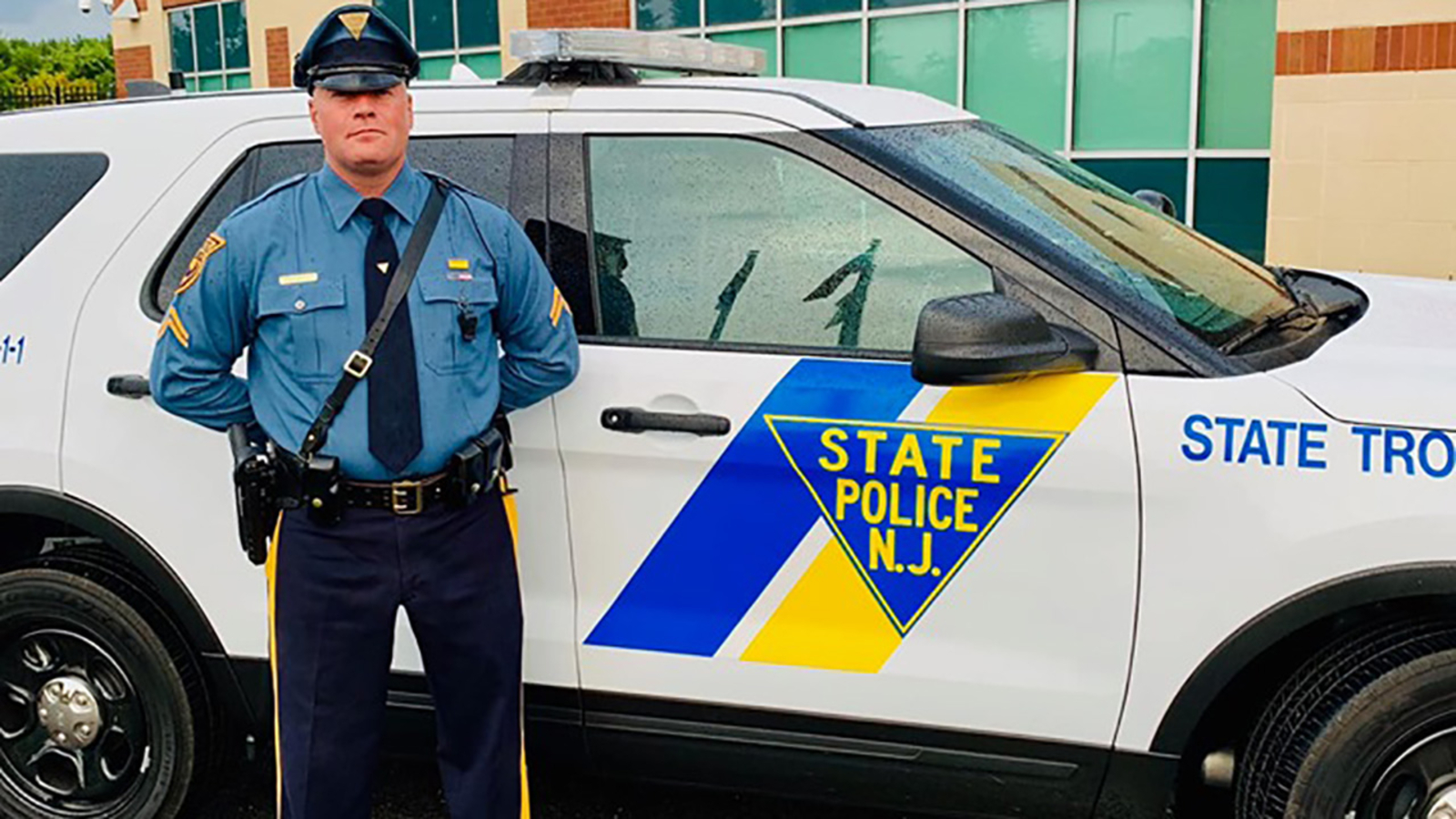 First Responder Friday: New Jersey state trooper saves drowning girl on ...