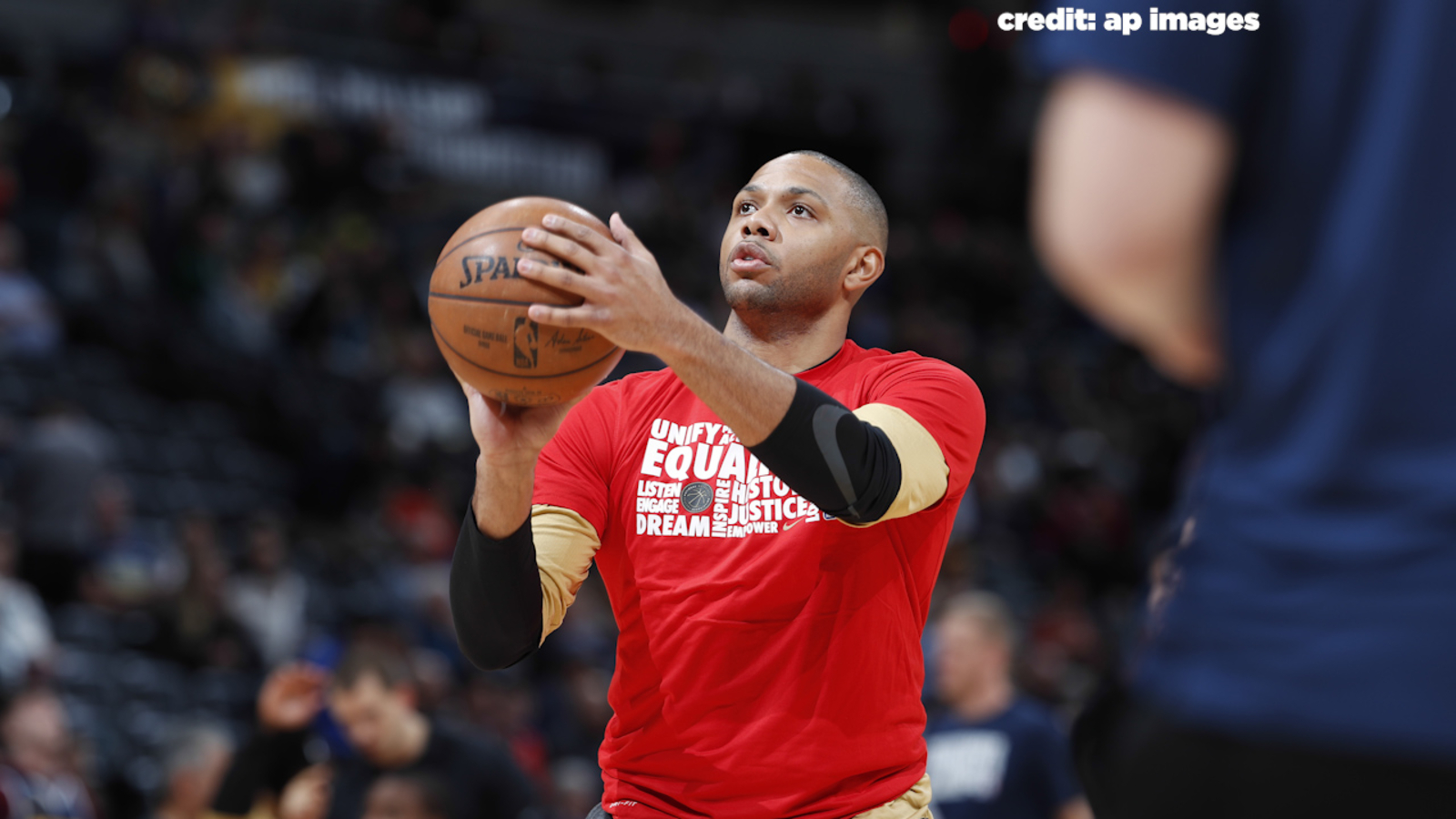 Eric Gordon agrees to 4-year contract extension with Houston Rockets ...