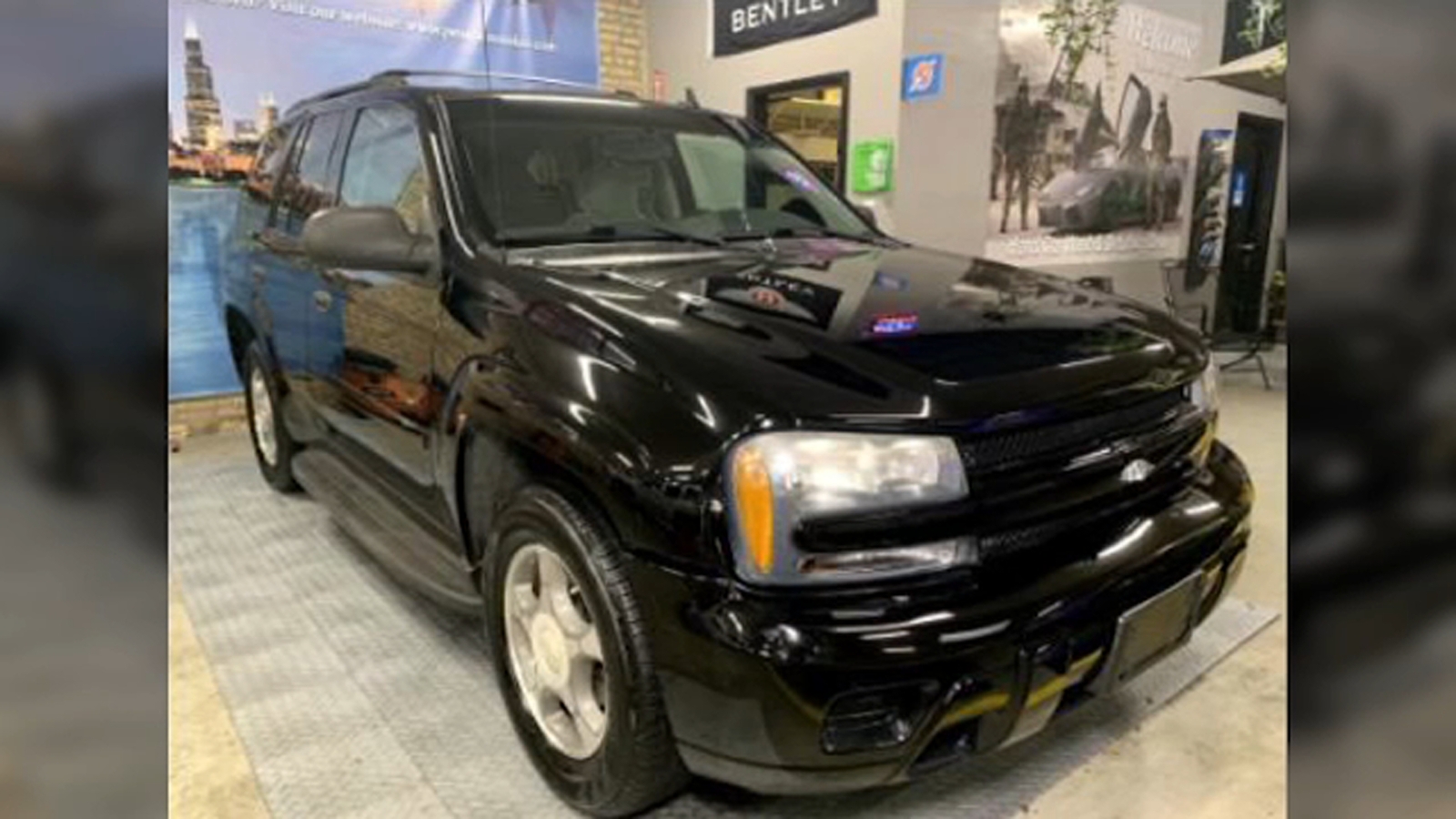 Man killed in West Garfield Park hit-and-run identified - ABC7 Chicago