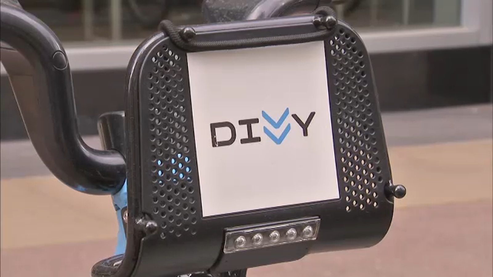 CDOT, Divvy still offering free rides for health care workers on ...