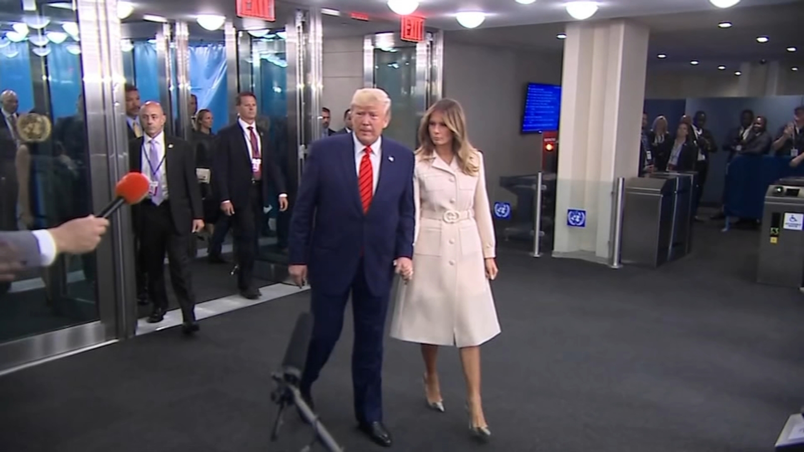 Trump impeachment: Lawmakers square off after Ukraine call transcript ...