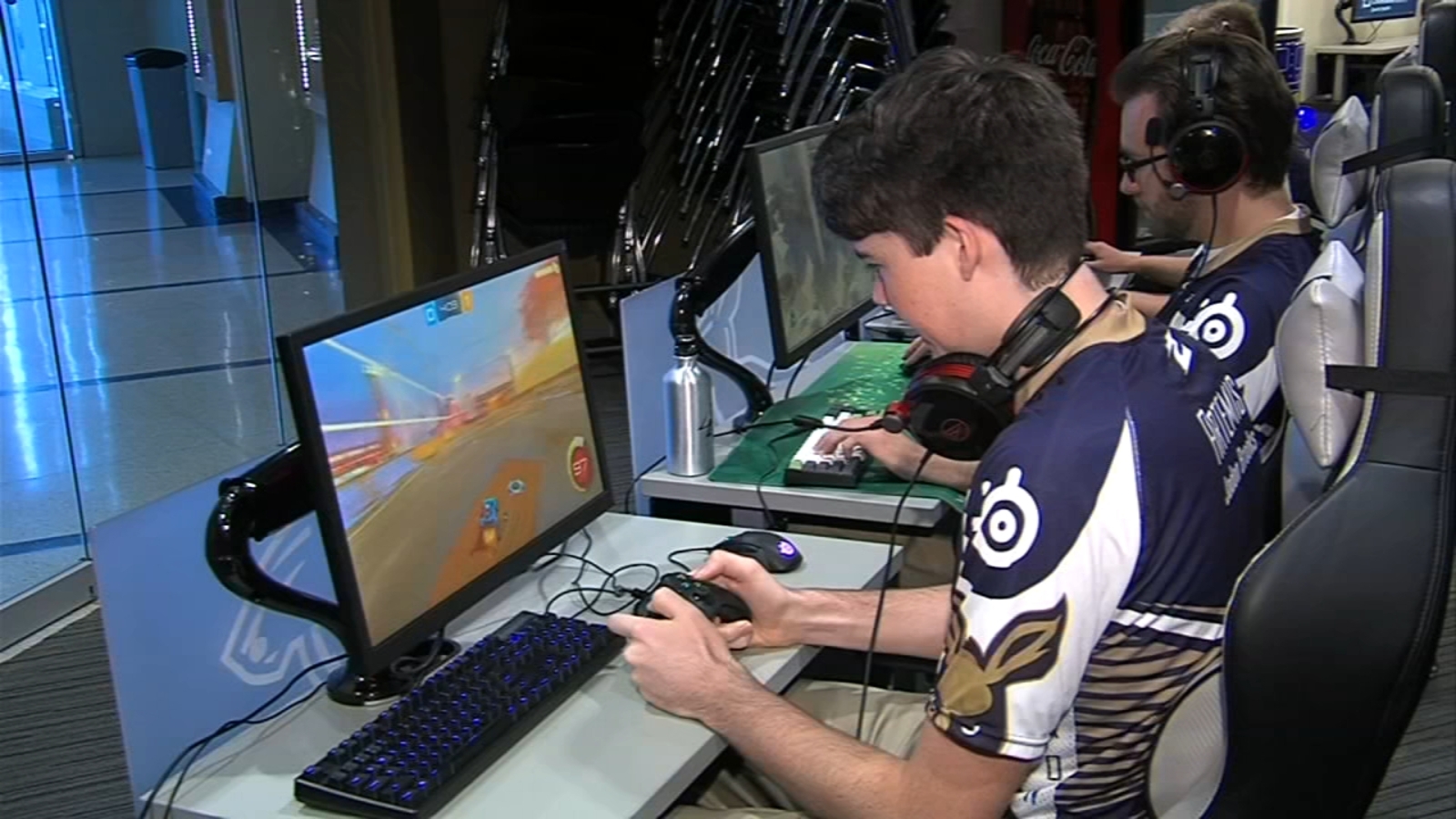 Doctors seeing increase in gaming injuries related to E-sports - 6abc ...
