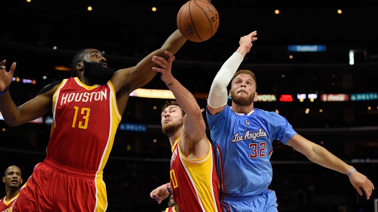 Rockets hang on to beat Clippers 100-98 - ABC13 Houston