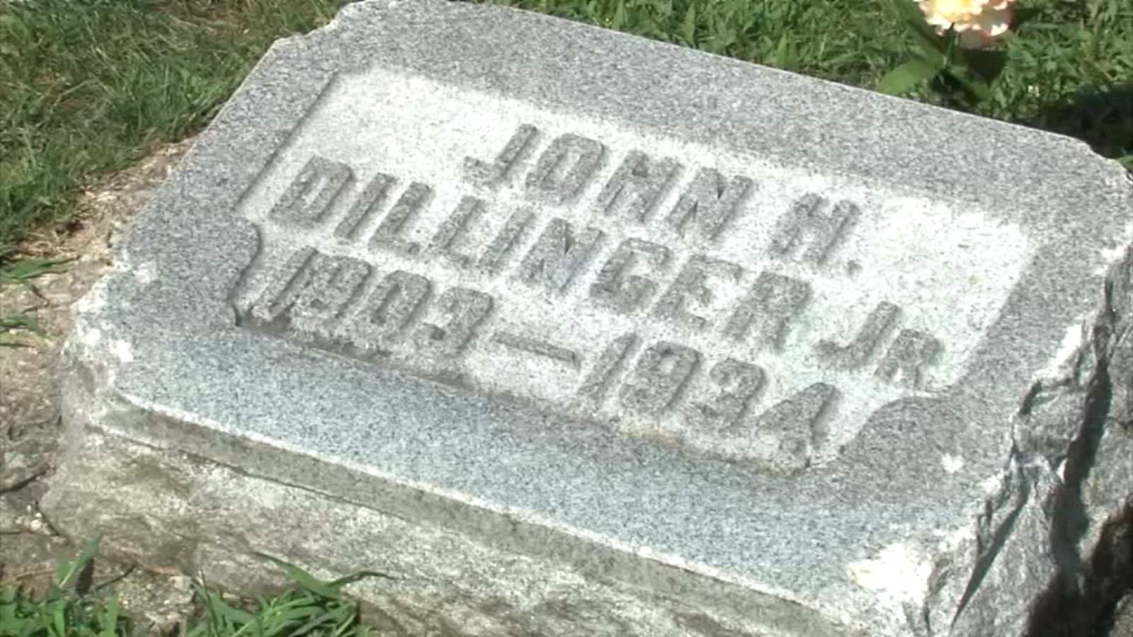 Officials approve new permit for John Dillinger exhumation - ABC7 New York
