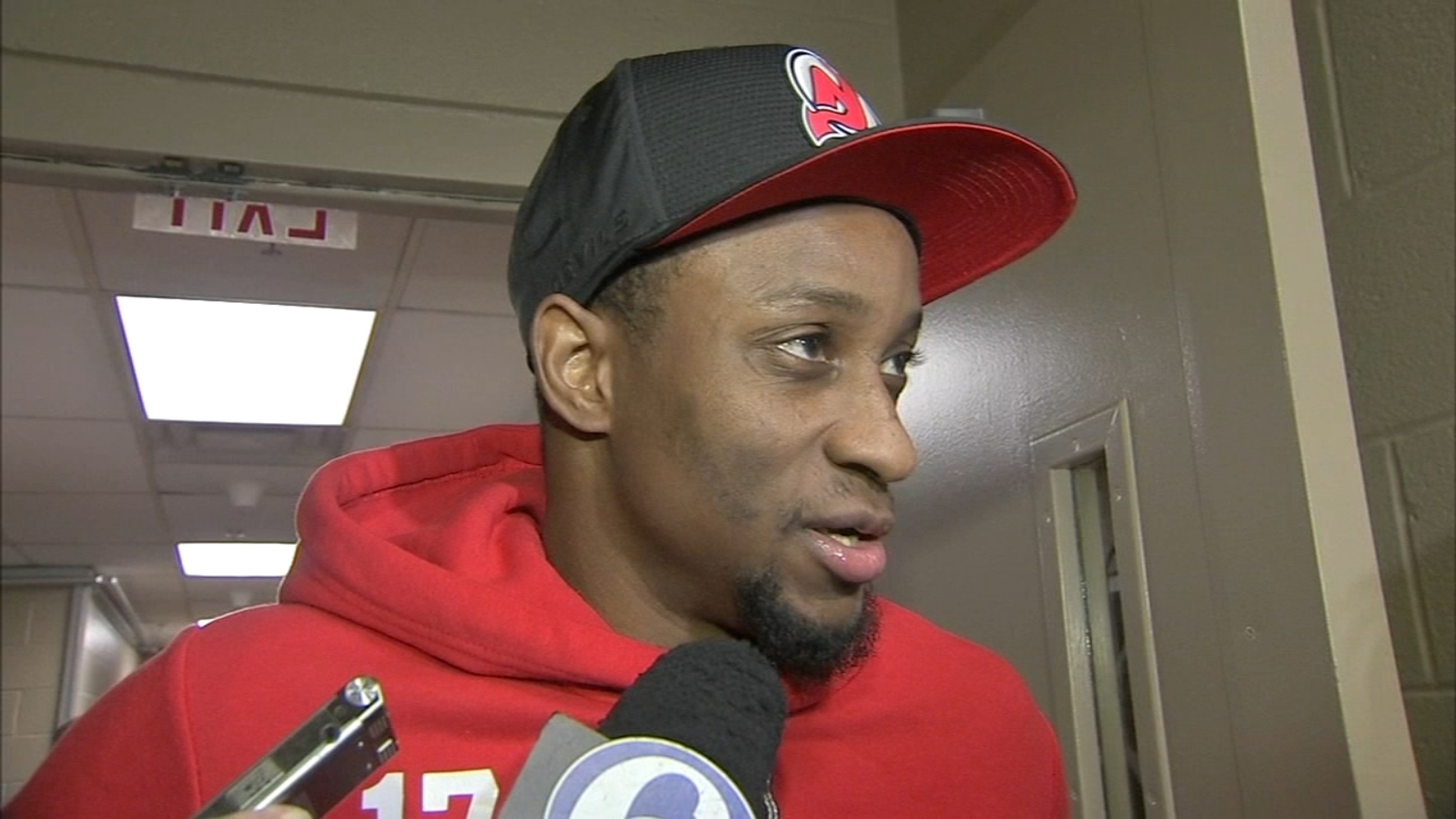 Wayne Simmonds returns to Philadelphia to face off against Flyers ...