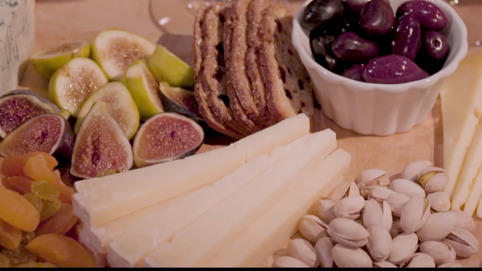 How to assemble an Instagram-worthy cheese board - ABC7 San Francisco