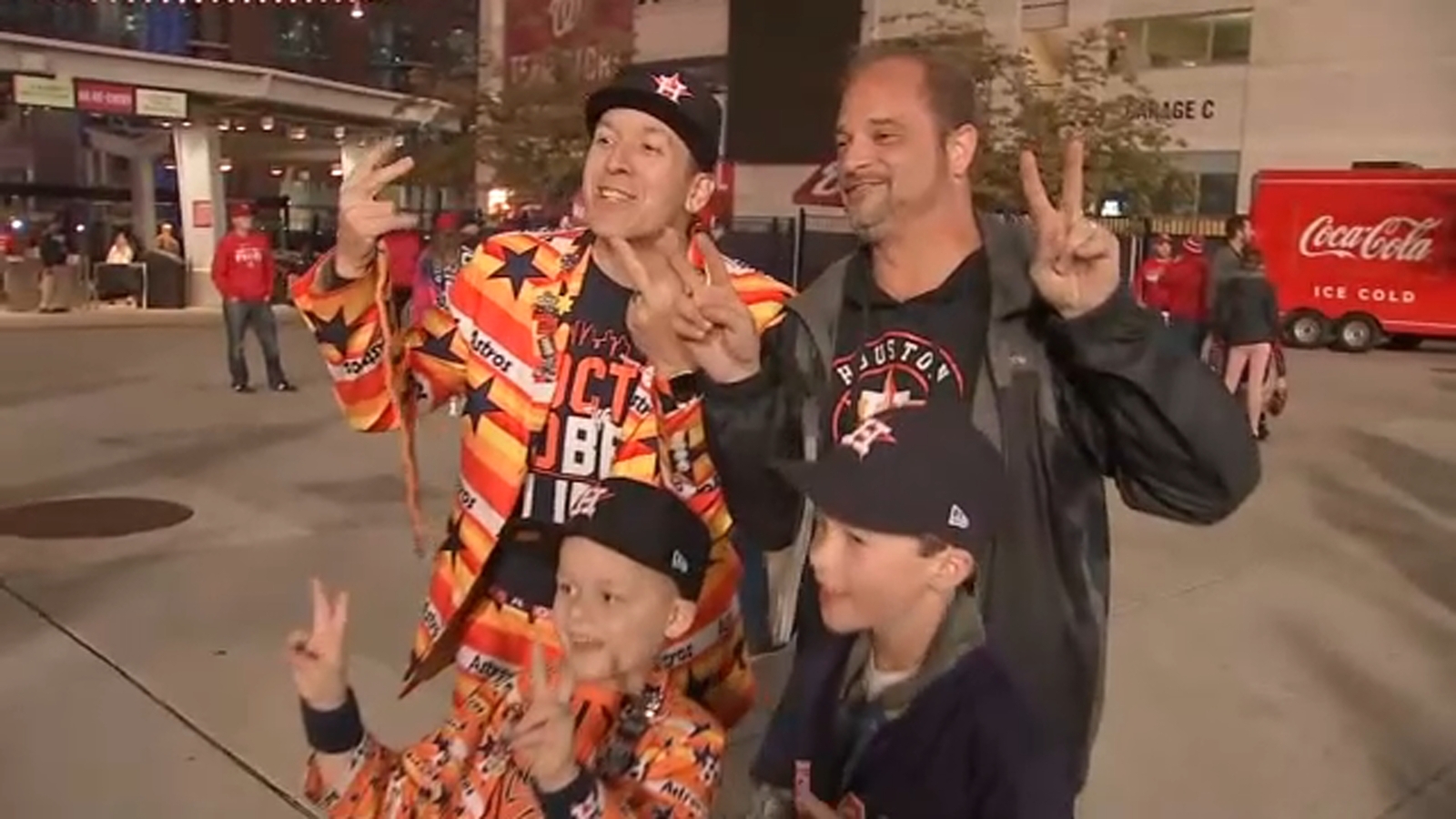 Meet Astros super fans Goob & Little Goob - ABC13 Houston