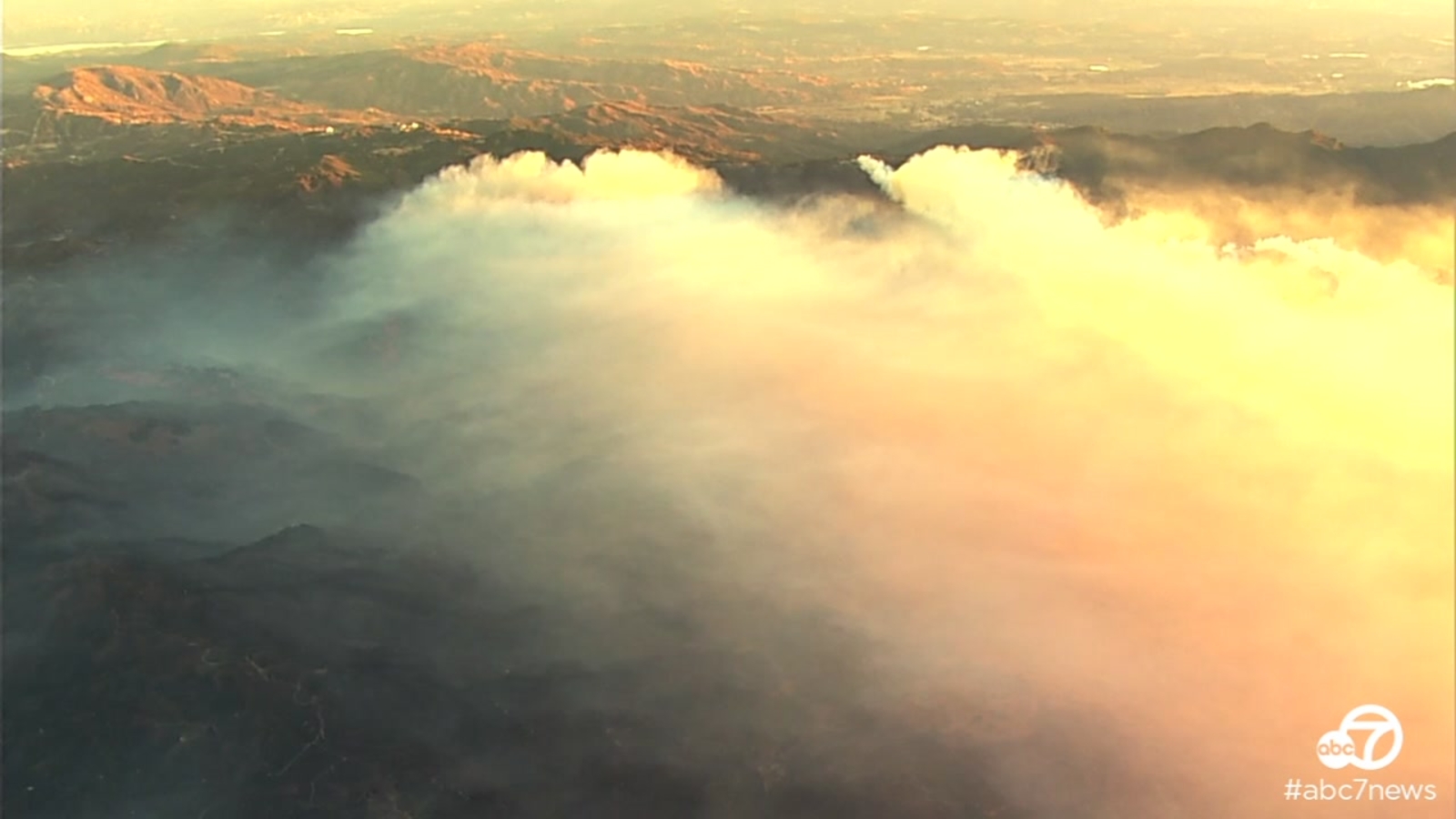 Kincade Fire: SKY7 shows smoke sitting heavily over Sonoma County ...