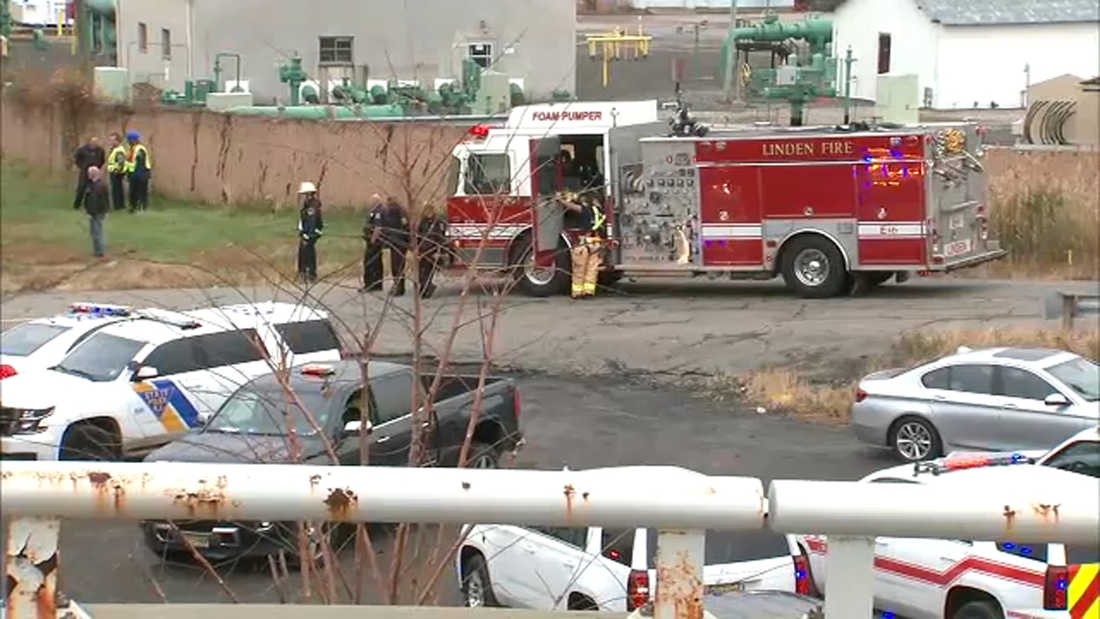Tractor trailer crashes into Liden firetruck on New Jersey Turnpike ...