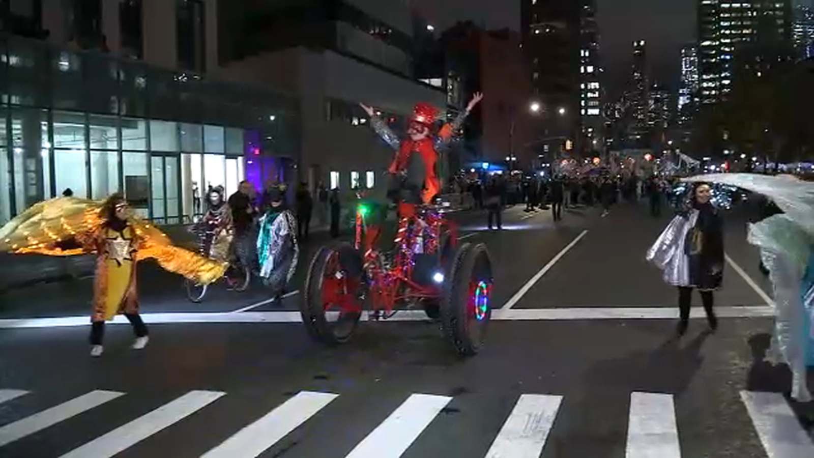 Stepped up NYPD security for Village Halloween parade in Lower ...