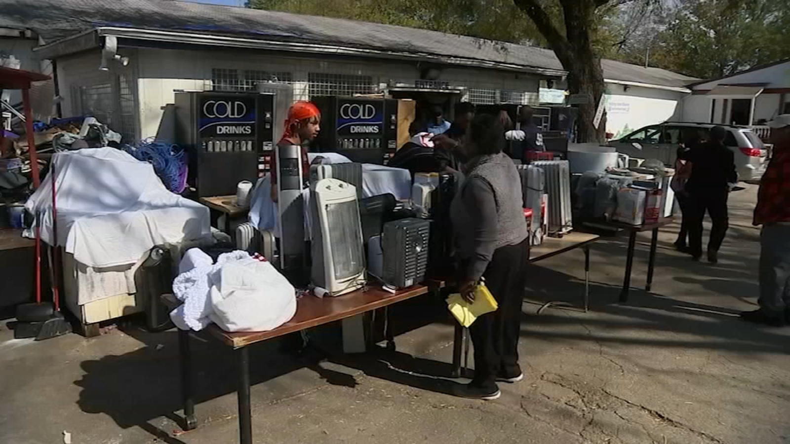 The Helping Hand Mission gives out heaters to families in need - ABC11 ...