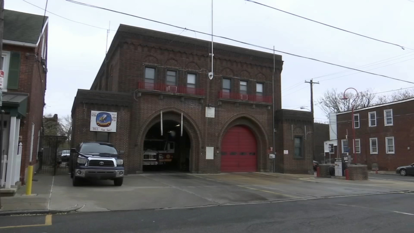 Philadelphia Fire Department hires 100 firefighters, reopens companies ...