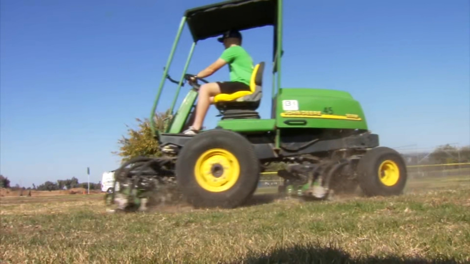 Atwater High on the cutting edge with new turf grass class - ABC30 Fresno