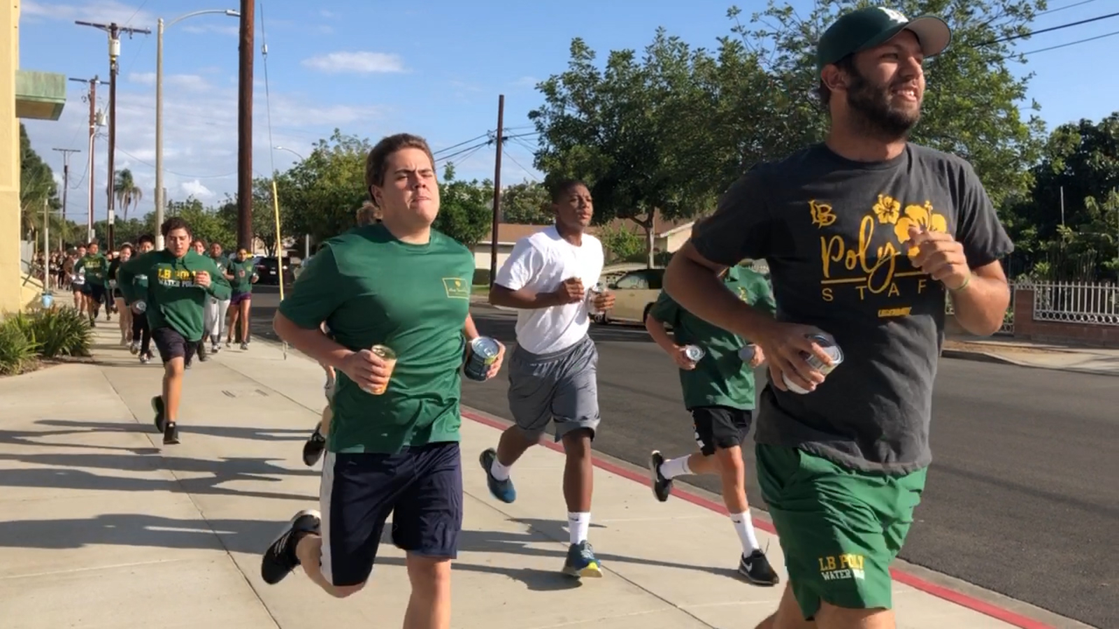 Long Beach Poly athletes run cans of food across city for a cause ...