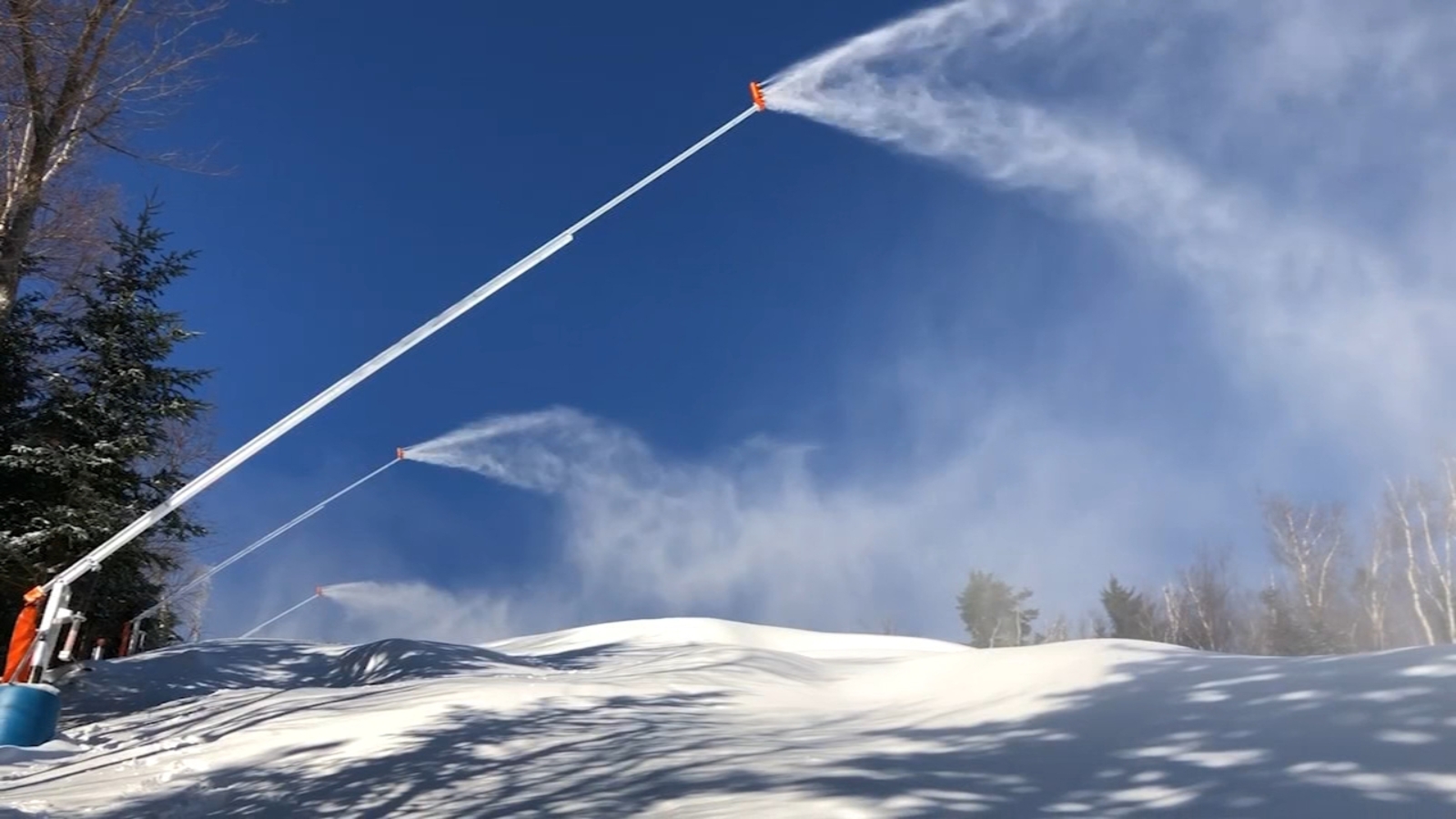Massive new snowmaking system lengthens season at China Peak - ABC30 Fresno