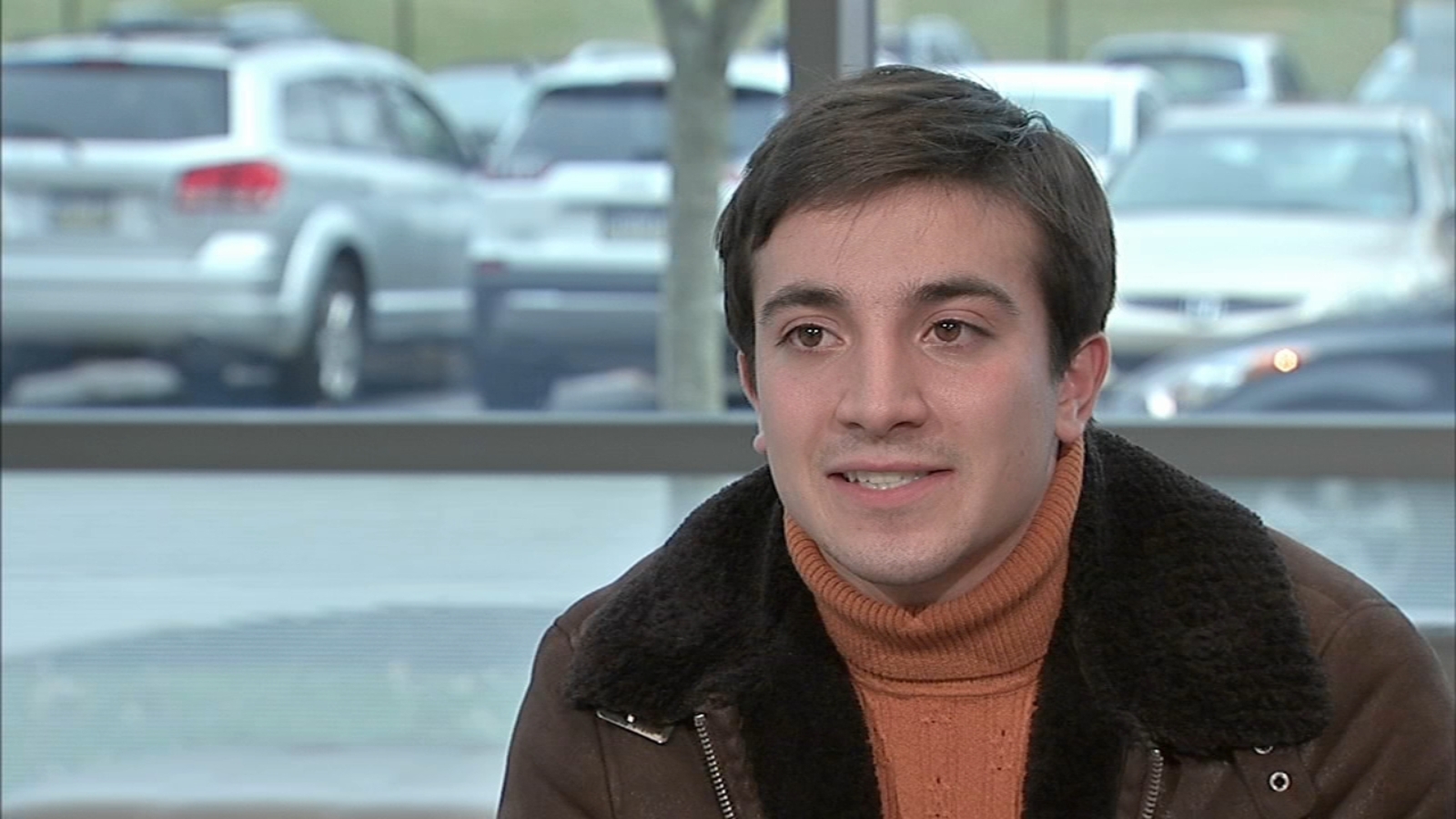 Local actor takes to the stage in Philadelphia as SpongeBob - 6abc ...